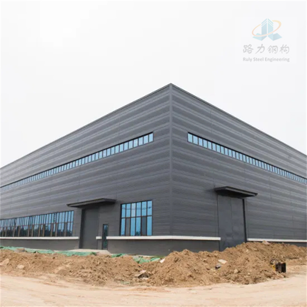 Prefab Steel Structure Warehouse with H-Section Beams and Sandwich Panels
